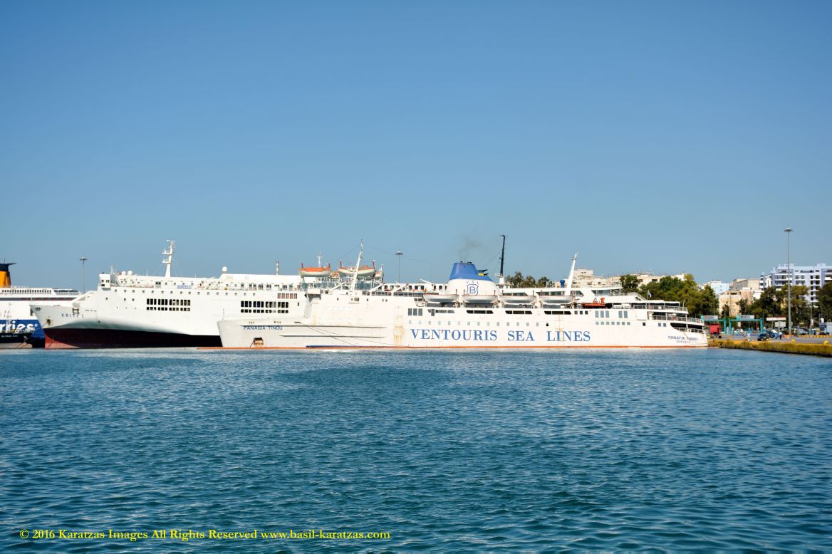 Images of Ferry MV ‘Panagia Tinou’ listing in Port of Piraeus ...